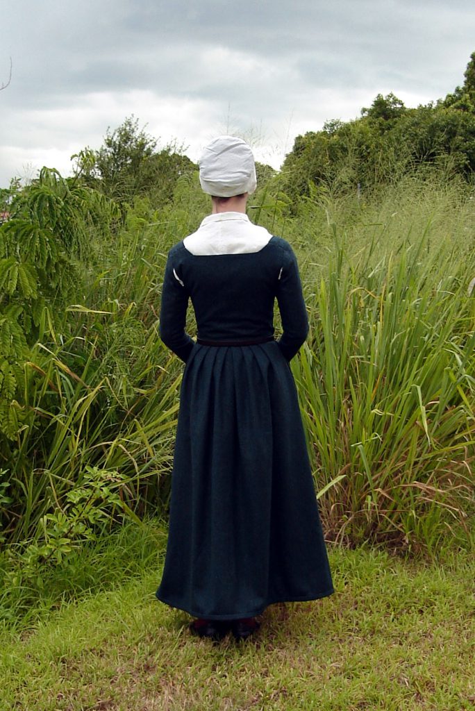 Teal Wool Kirtle – Centuries-Sewing